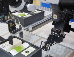 Color accuracy in the age of low-cost devices - Variable